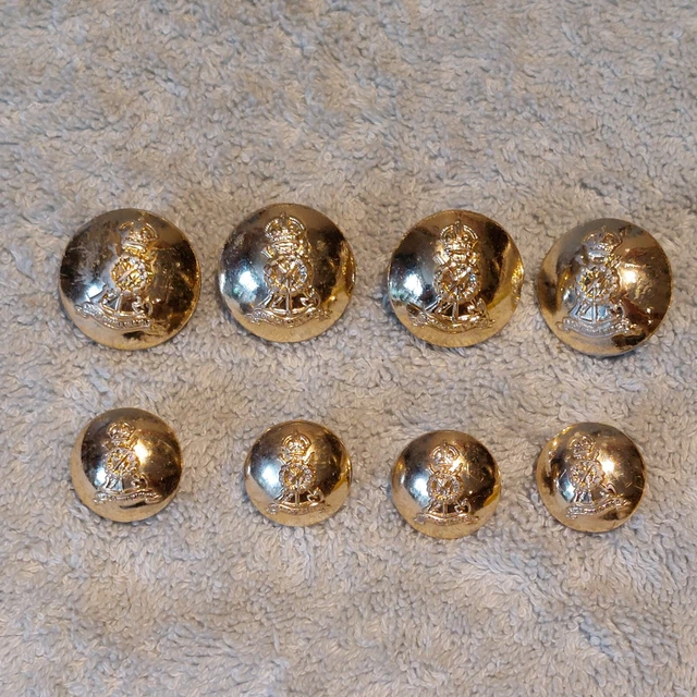 VINTAGE ROYAL PIONEER Corps 1940-1952 Military uniform buttons x 8 £5. ... VINTAGE ROYAL PIONEER Corps 1940-1952 Military uniform buttons x 8 £5. ...