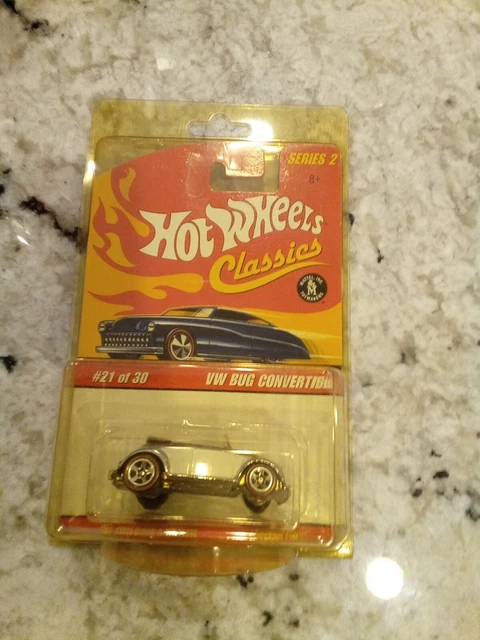HOT WHEELS VW Volkswagen Bug Convertible Classics Car #21 of 30 Ser 2 ...