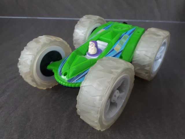 DISNEY PIXAR TOY Story Buzz Lightyear Alien Stunt Car Flip Tumble ...