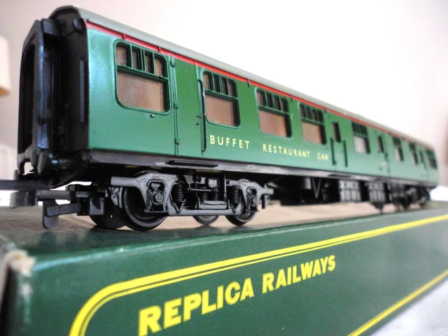 REPLICA RAILWAYS BR (SR) Unlined Green MK1 Restaurant Buffet Coach. 00 ...