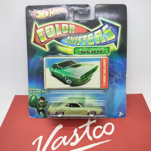 HOT WHEELS COLOR Shifters Glow in The Dark DC Green Lantern '71 Dodge ...