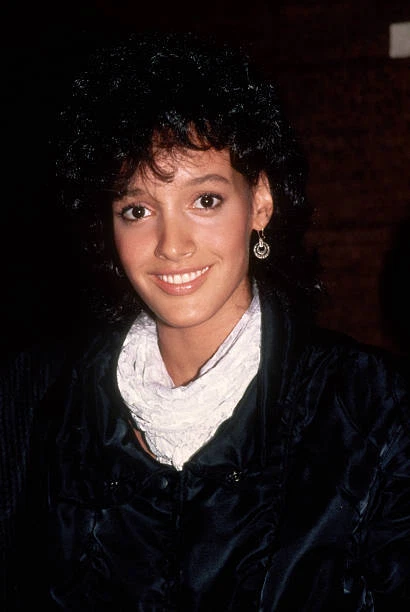 JENNIFER BEALS AMERICAN actress and model 1980s OLD PHOTO 4 EUR 5,63 ...