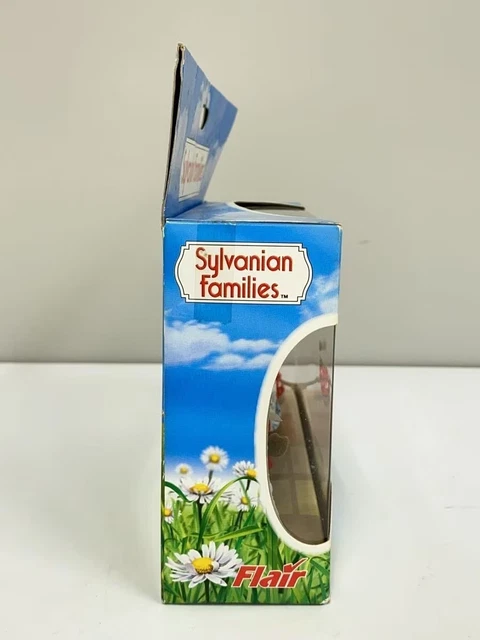 SYLVANIAN FAMILIES VANDYKE Otter Family Calico Critters Baby epoch Box ...