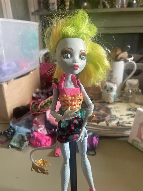 MONSTER HIGH FREAKY Fusion Lagoonafire Doll Lagoona Blue Jinafire Tail ...