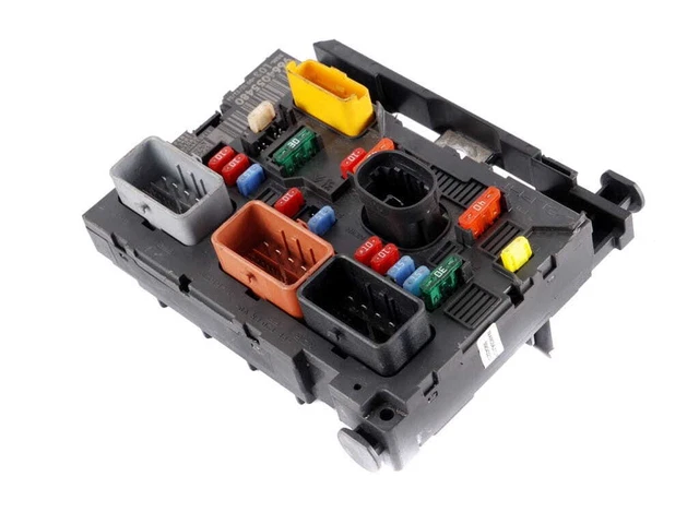 MODULE BSM BOÎTE à Fusibles Citroen C2 C3 / C3 Pluriel C4 Peugeot 1007 ...