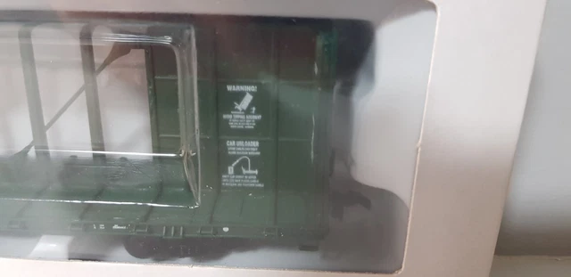 WALTHERS HO SCALE BC Rail BCIT Standard 72' Center Beam Flat Car #932 ...