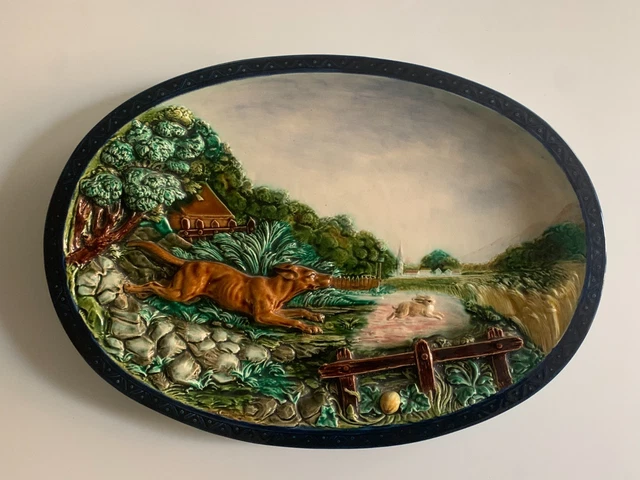 PLAT EN FAÏENCE De Sarreguemines Decor De Chasse Barbotine Majolica EUR ...