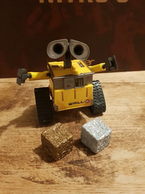 DISNEY PIXAR WALL-E Cube And Stack Action Figure 4" Tall £5.00 ...