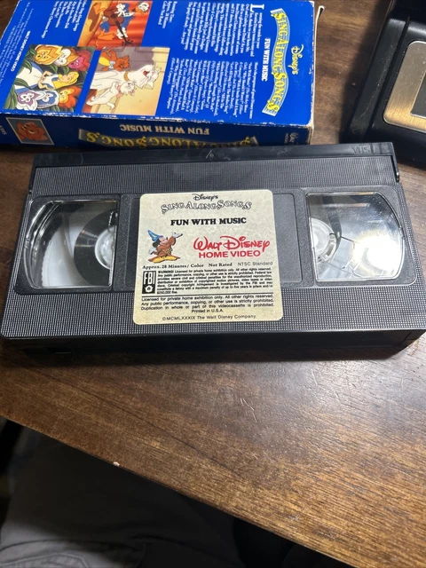 DISNEYS SING ALONG Songs - Fun With Music (VHS, 1993) EUR 5,74 - PicClick FR