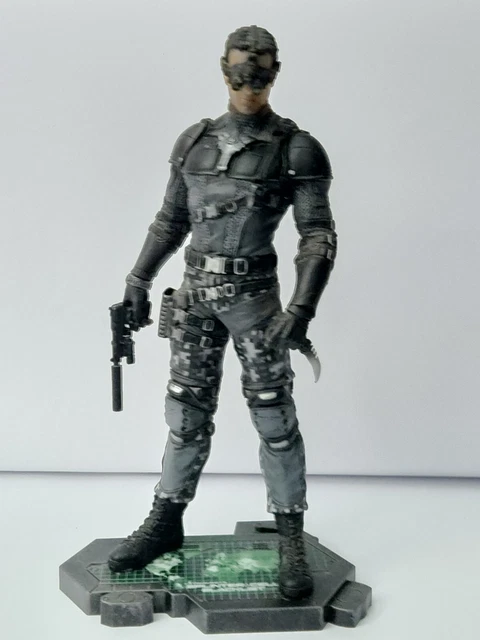 TOM CLANCY'S SPLINTER Cell Blacklist Sam Fisher Action Figure (UBI ...