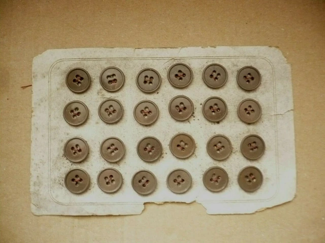 Ww1 Ww2 Era British Army Style Buttonsvintage Dark Beige Small Buttons £695 Picclick Uk 
