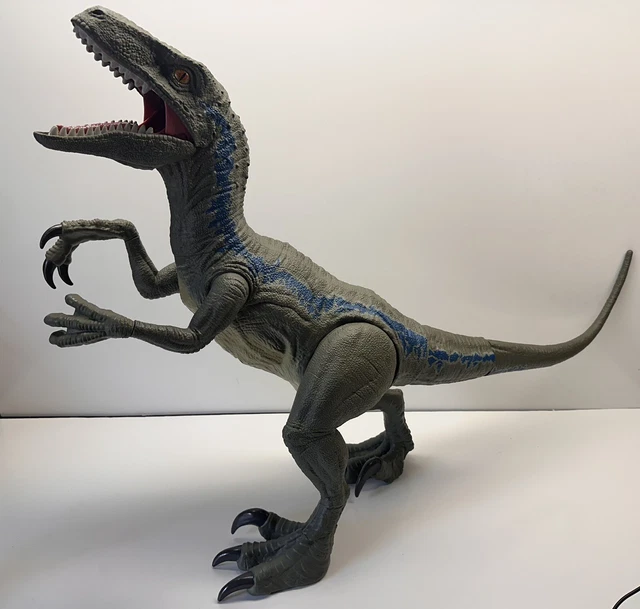 JURASSIC WORLD DINOSAUR Super Colossal Velociraptor Blue Figure Mattel ...