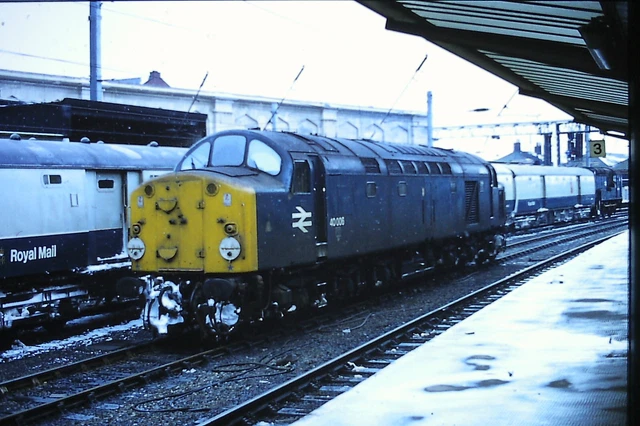 ORIGINAL 35MM COL Slide Class 40 40006 snowy Cond Carlisle 18/11/1982 ...