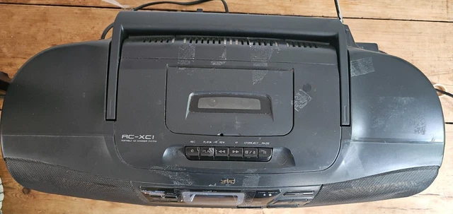 JVC RC-XC1 PORTABLE Boombox AM/FM Radio Cassette/3-Disc CD Changer ...