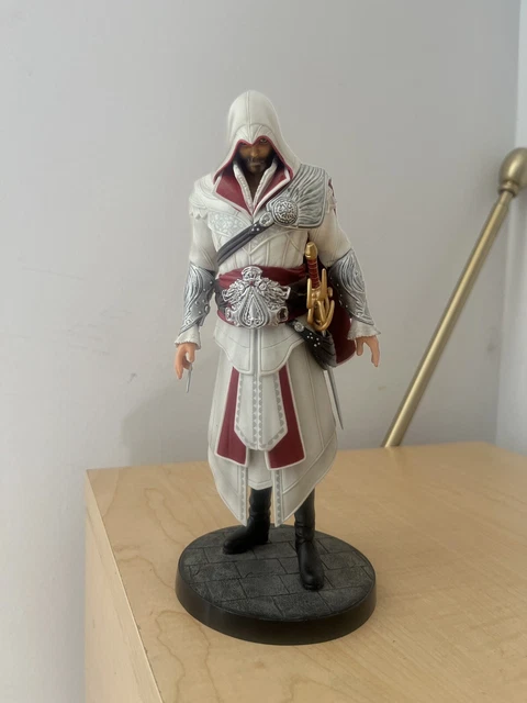 UBISOFT ASSASSIN'S CREED Brotherhood EZIO AUDITORE Figure Statue EUR 33 ...