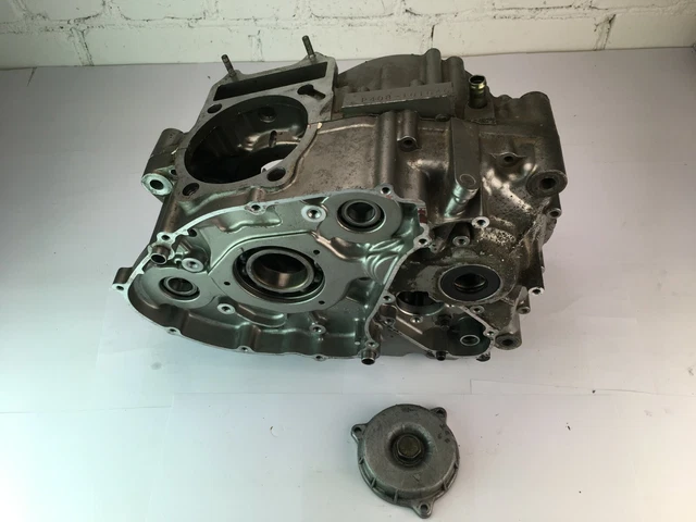 SUZUKI DR 650R Dr650R 1993 Engine Case Crankcase Set 11301-12850-000 £ ...