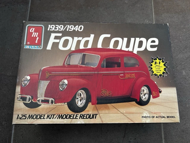 AMT ERTL 6522 Ford Coupe 1939 1940 1:25 1:24 Hot Rod Dragster Bausatz ...