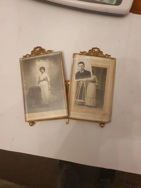 ANCIEN CADRE PORTE photo pliant, laiton doré / bronze, décor Louis XVI ...