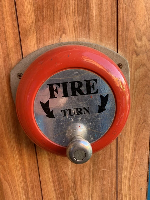 VINTAGE FIRE ALARM Bell Wall Art,Man Cave, Film prop…Turn Handle £20.00 ...