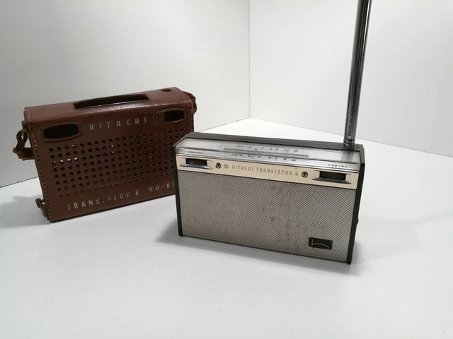 VINTAGE HITACHI TRANSISTOR 8 Radio WH-822 in case in working order £15. ...