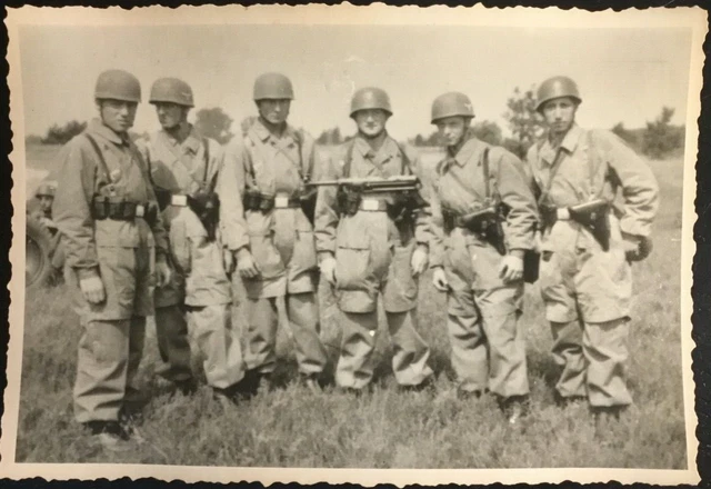 GERMAN PHOTO WW2 WWII ARCHIVE : FALLSCHIRMJAGER av MP-40 _ LUFTWAFFE ...