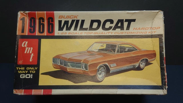 AMT 1966 BUICK Wildcat Hardtop - 1/25 Scale Model Kit Collection Lot ...
