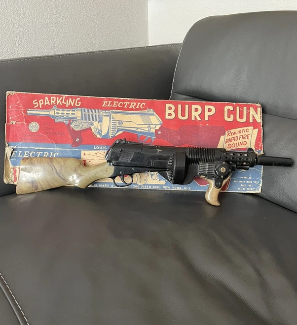 50S LOUIS MARX CHILD'S TOY PLASTIC BATTERY OP SPARKLING ELECTRIC BURP ...