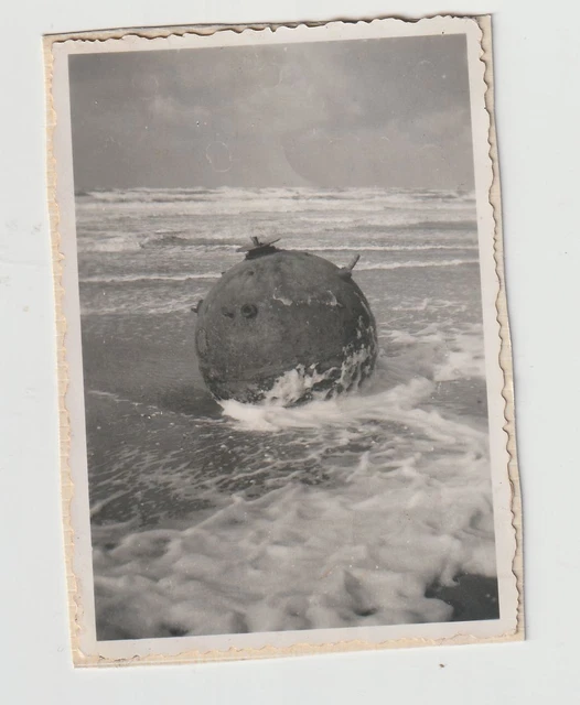 FOTO AN STRAND gespülte Seemine #A81 EUR 1,99 - PicClick DE