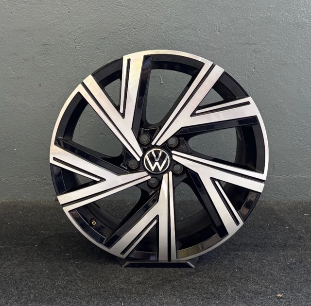 ORIGINAL VW GOLF 8 & R-line GTI 18 Zoll Bergamo Alufelge Schwarz ...