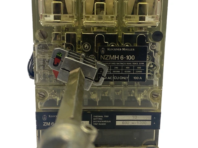 NOS KLOCKNER-MOELLER 600VAC 100A 3 Pole Molded Case Circuit Breaker ...