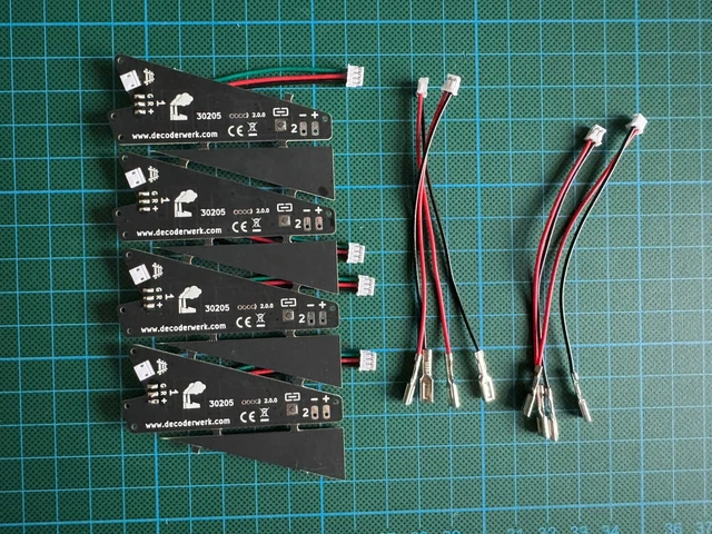 30205 DECODERWERK 4X Weichendecoder für Märklin/Trix C-Gleis-Weichen wie 74462 EUR 64,00 ...