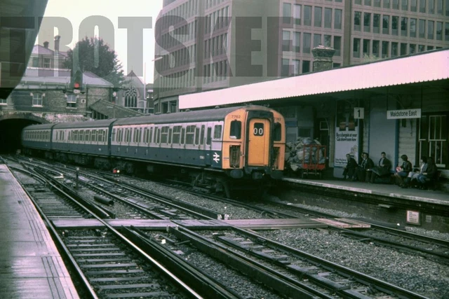 35MM SLIDE BR British Rail Electric EMU Class 423 7762 Maidstone East ...