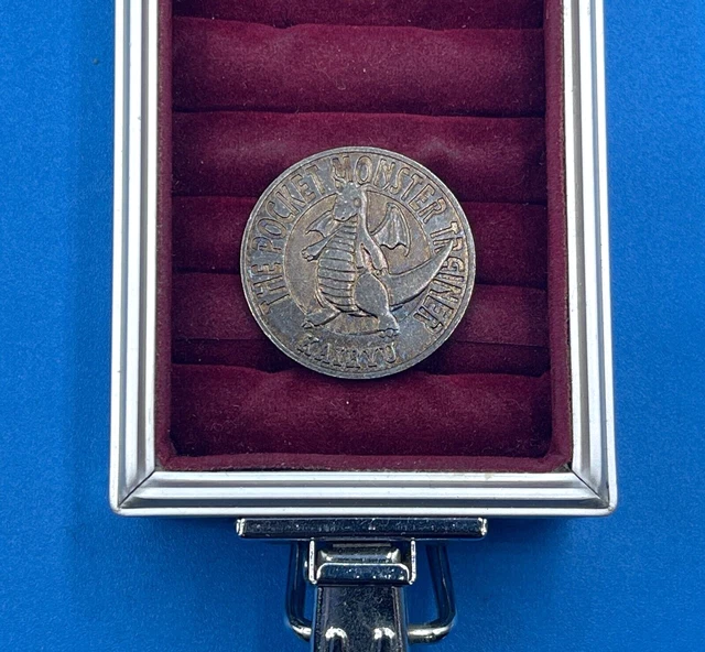 DRAGONITE ( PIÈCE noire ) Pokemon METAL collection de combat vintage ...