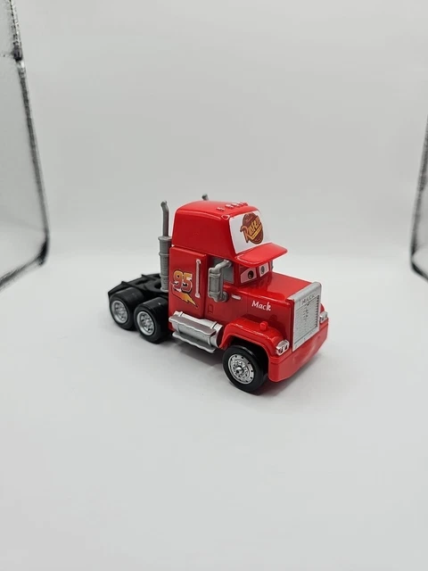 DISNEY PIXAR CARS Deluxe Mack Semi Camion 1:55 EUR 9,35 - PicClick IT