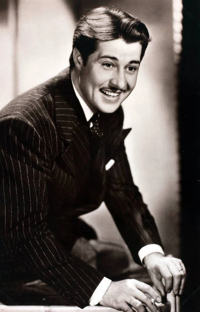 AMERICAN ACTOR AND comedian Don Ameche posed circa 1945 Old Photo EUR 6 ...