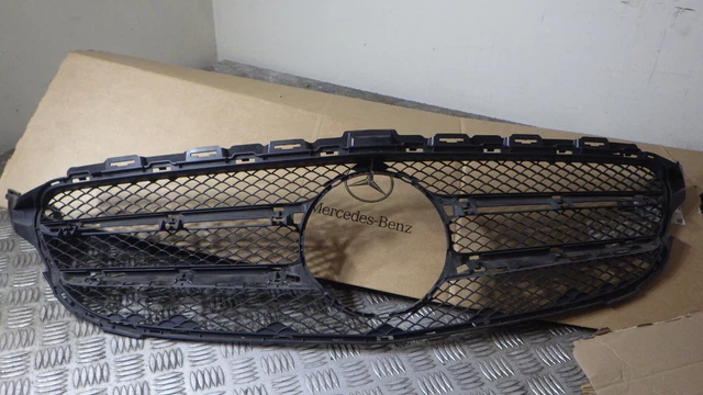 MERCEDES W205 GRILLE new genuine C Class A2058880023 £40.00 - PicClick UK