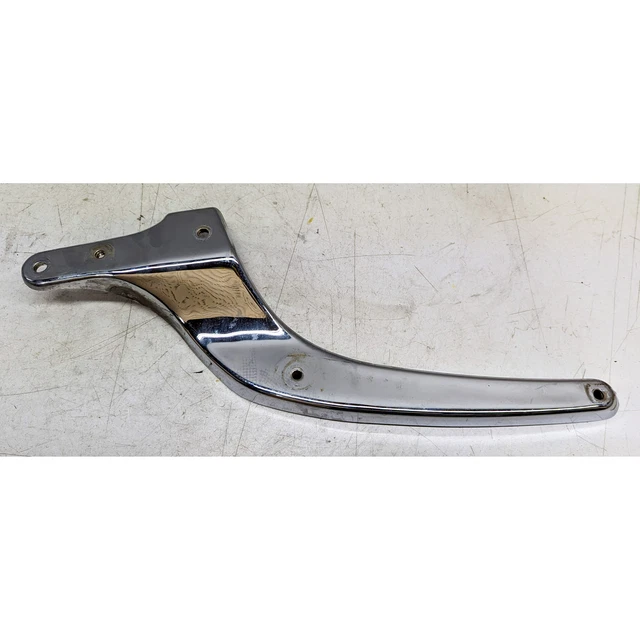 GRAB RAIL HANDLE Bracket Right Suzuki VL1500 Intruder 1500 98-04 41610 ...