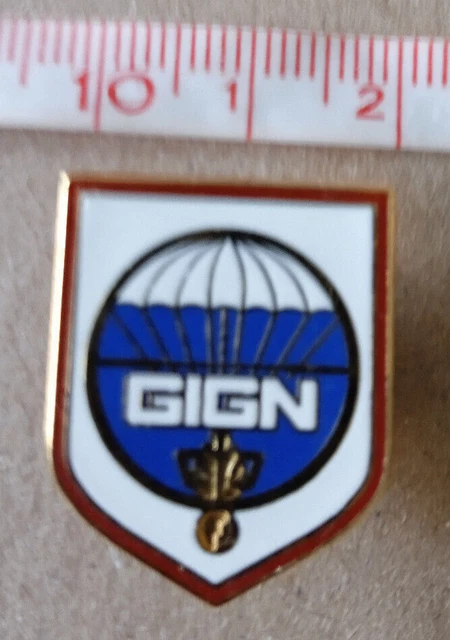 PEUT COURANT A rare pins insigne reconnaissance AUTRE EUR 9,50 ...