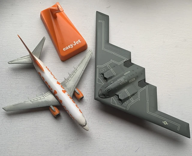 EASYJET ORIGINAL B737-200 G-BECH model plane with broken Stand And ...