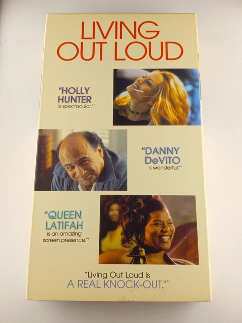 LIVING OUT LOUD (VHS) 1998 Holly Hunter, Danny DeVito, Queen Latifah ...
