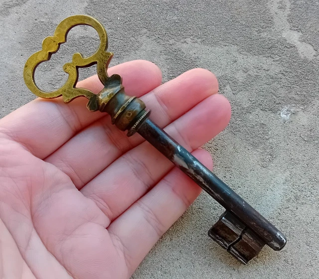 CLÉ / CLEF ancienne / Old key-12cm, fer forgé et Bronze serrure porte ...