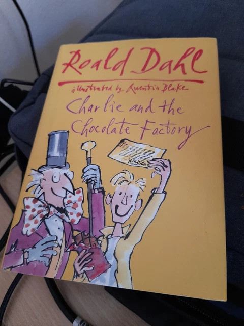 CHARLIE AND THE Chocolate Factory by Roald Dahl - hard back 2010 EUR 3 ...
