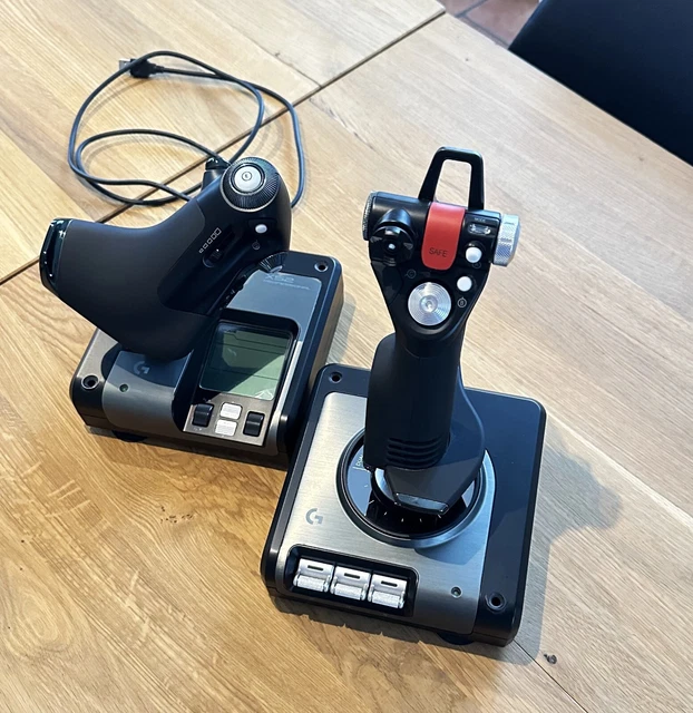 LOGITECH SAITEK X52 Pro Flight USB Flugsimulator-Joystick für PC ...