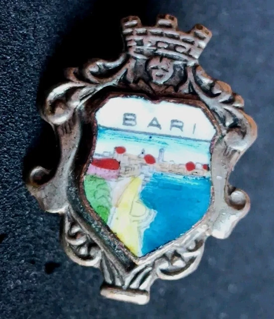 SPILLA PINS DISTINTIVO Stemma Simbolo Badge Logo Crest Turismo Bari ...