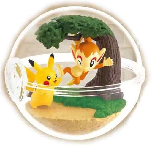 TRADING FIGURE 1. Pikachu Hikozaru Pokemon Terrarium Collection 12 EUR ...