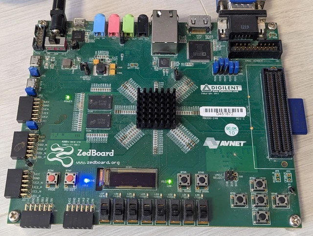 FPGA DEVELOPMENT BOARD ZEDBOARD Rev C. ZYNQ DIGILENT Used, working £156.72 - PicClick UK