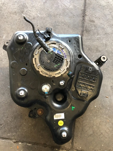 AUDI A6 4G 3.0 TDI Quatt Lift BJ 2017 AdBlue Tank mit Pumpe 4G0131969G ...