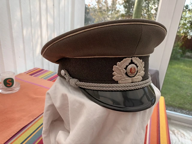 VINTAGE DDR EAST German Police/ Military NVA Officers Peaked Visor Hat ...