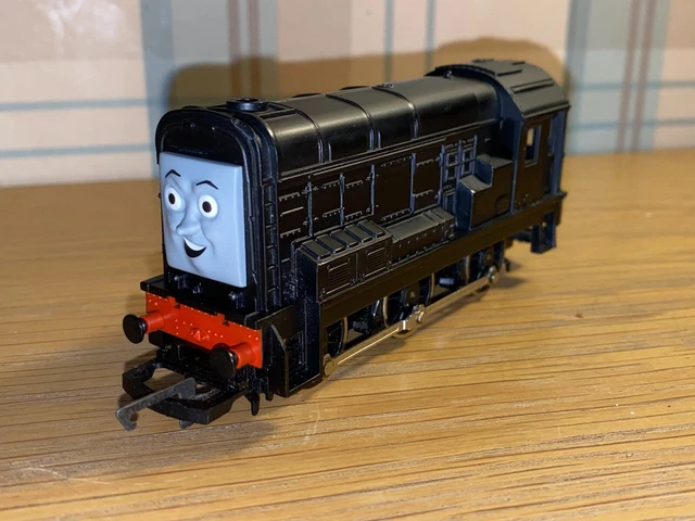 HORNBY THOMAS & Friends Devious Diesel Class 08 Locomotive Runs Great ...