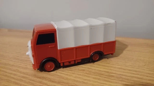 THOMAS TRACKMASTER BATTERY powered LOR1 Lorry. Old style TOMY £19.99 ...